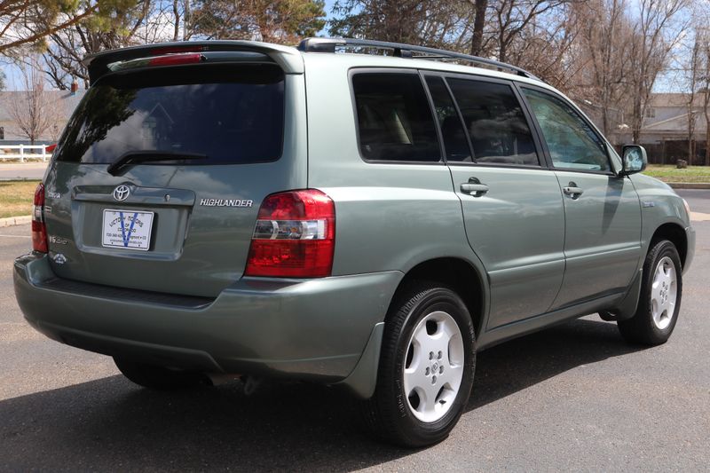 2006 Toyota Highlander Photos