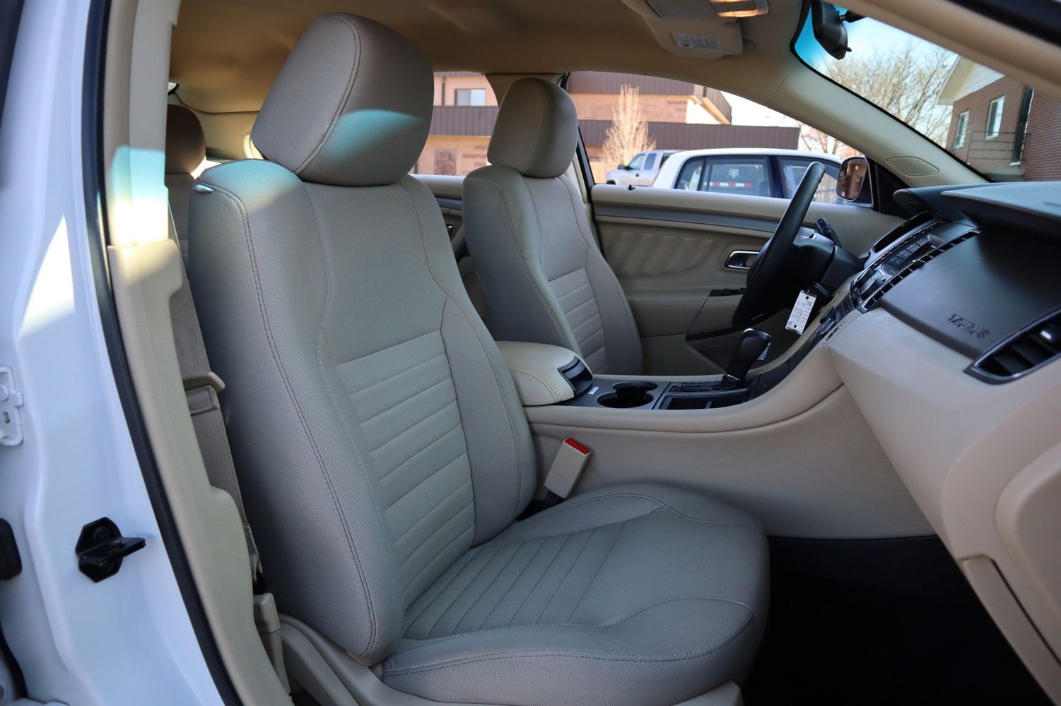 2015 Ford Taurus SE | Victory Motors of Colorado