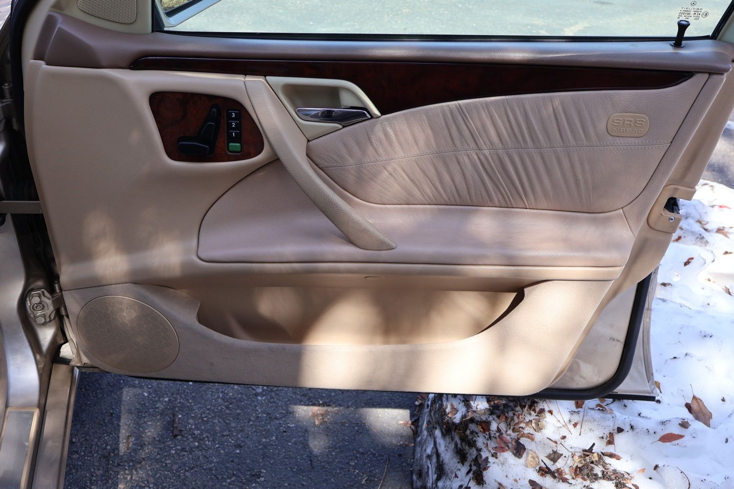 2000 Mercedes-Benz E-Class E 320 4MATIC | Victory Motors of Colorado