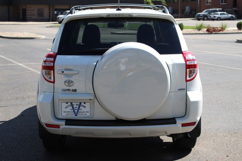2012 Toyota RAV4 Photos