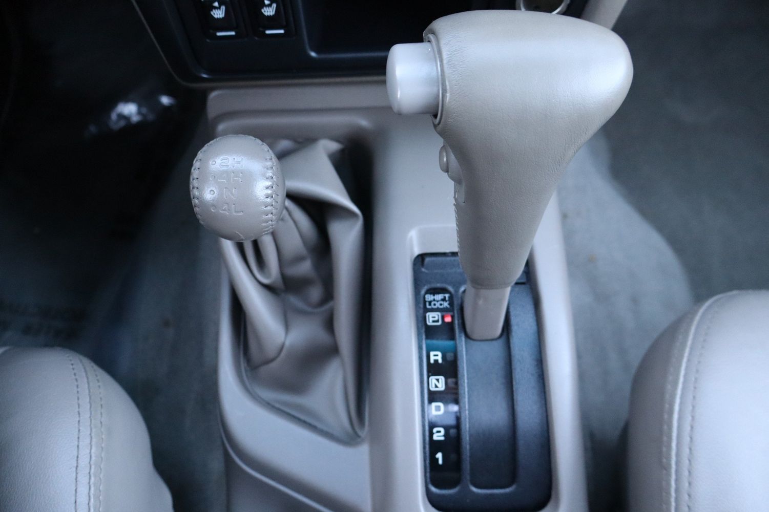 2003 Nissan Pathfinder SE | Victory Motors of Colorado