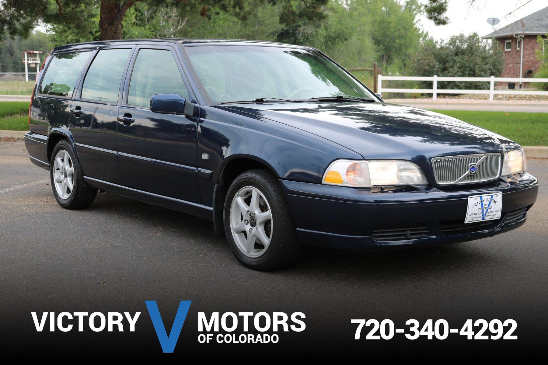 2000 Volvo V70 | Victory Motors of Colorado