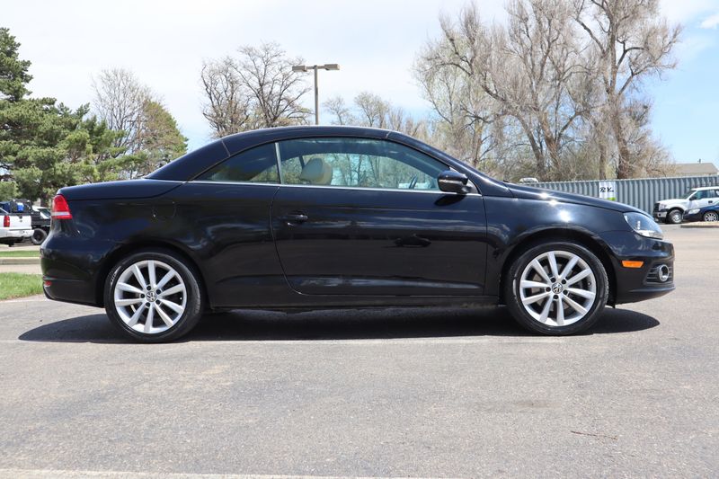 2012 Volkswagen Eos Photos