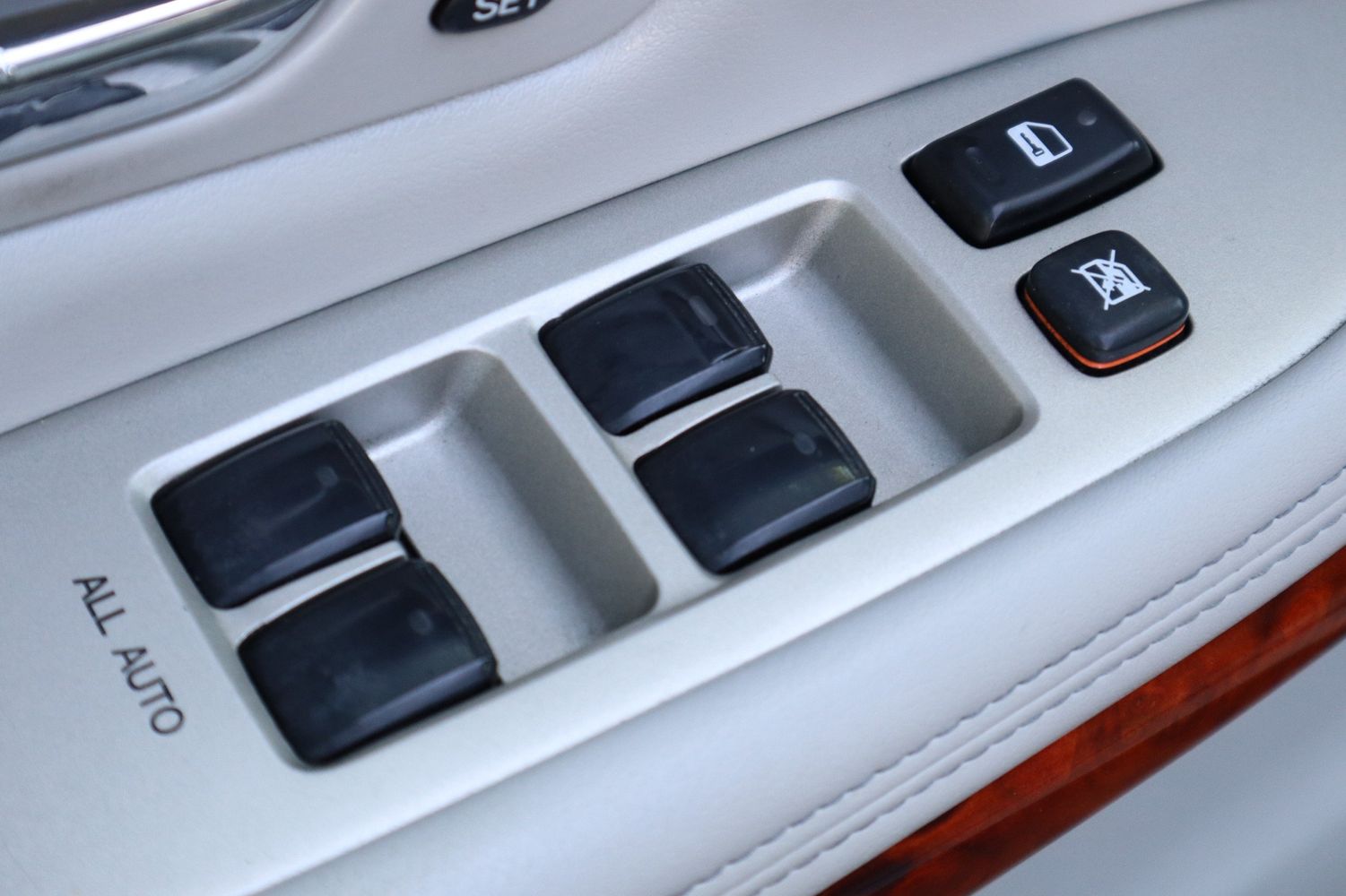 2004 Lexus RX 330 Base | Victory Motors of Colorado
