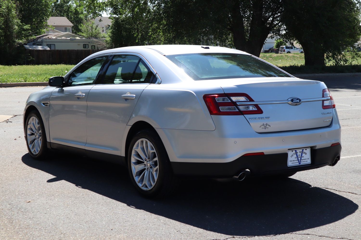2013 Ford Taurus Limited | Victory Motors of Colorado