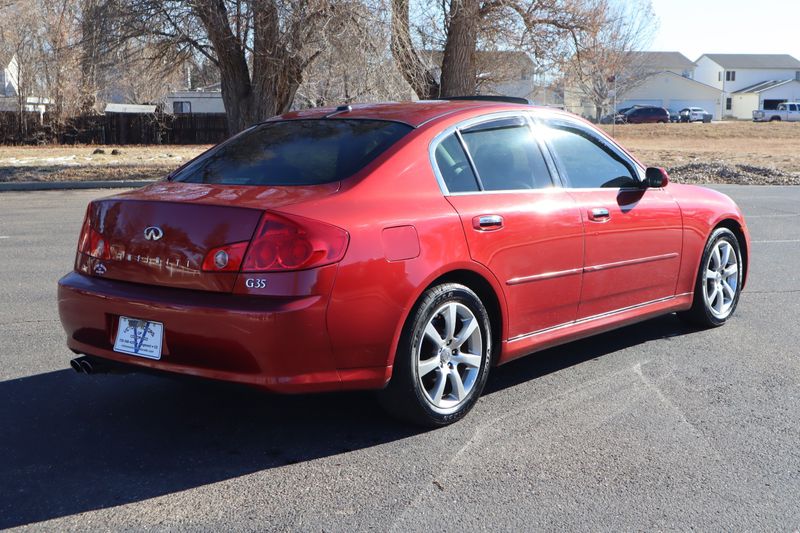 2005 INFINITI G35 Photos