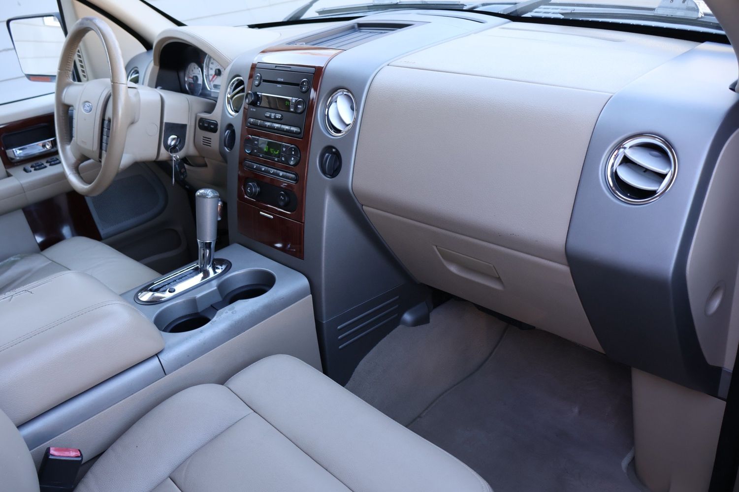 2007 Ford F-150 Lariat | Victory Motors of Colorado