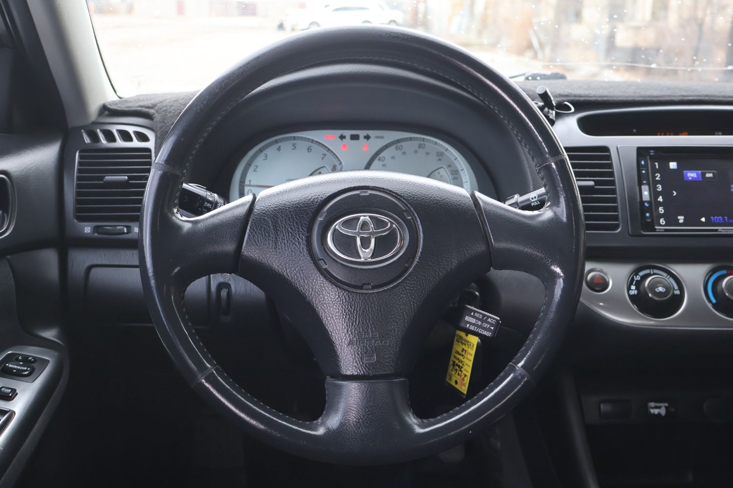 2002 Toyota Camry SE | Victory Motors of Colorado