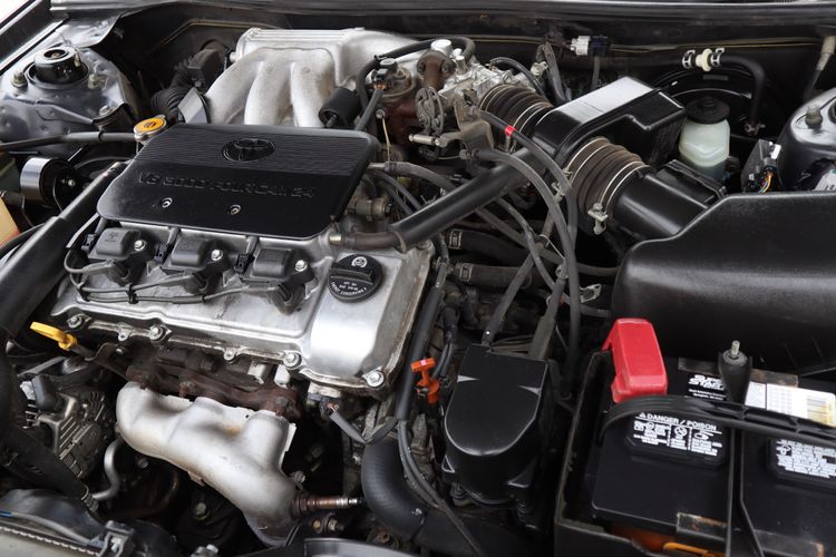 1998 Toyota Camry XLE V6 | Victory Motors of Colorado