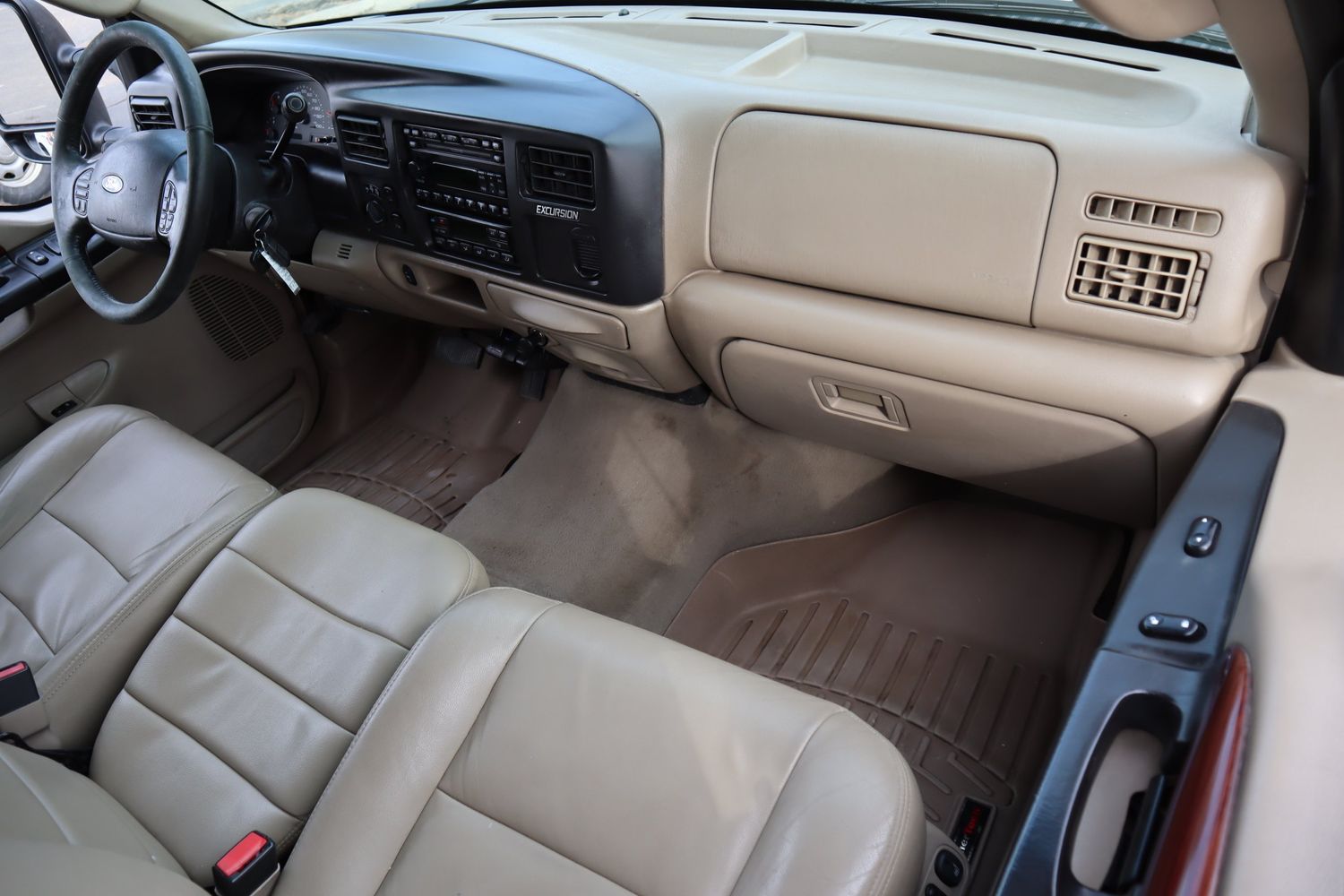 2005 Ford Excursion Limited | Victory Motors of Colorado