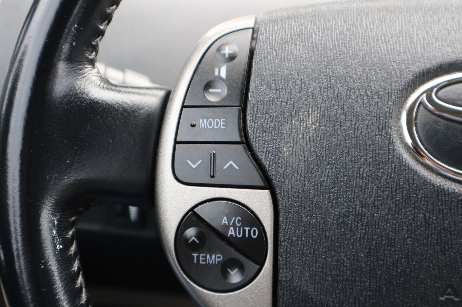 2007 Toyota Prius Base | Victory Motors of Colorado