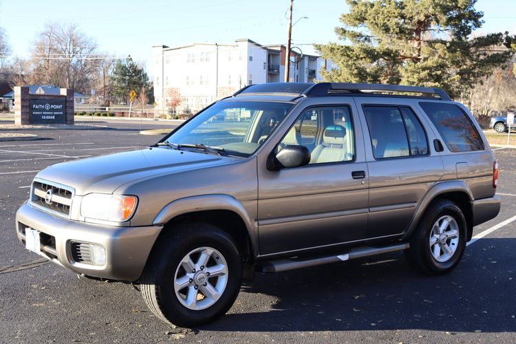 2003 Nissan Pathfinder SE | Victory Motors of Colorado