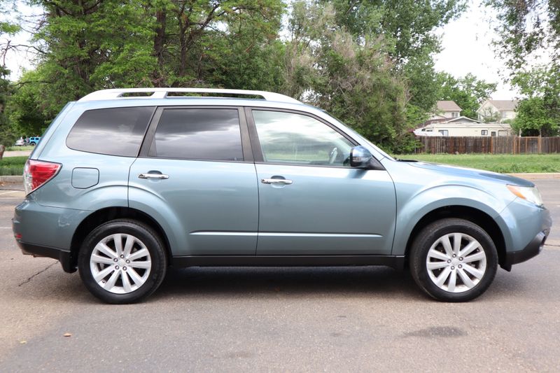 2011 Subaru Forester Photos