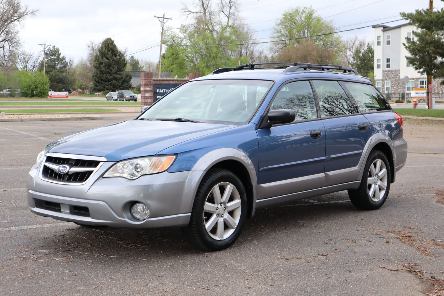 2008 Subaru Outback 2.5i | Victory Motors of Colorado