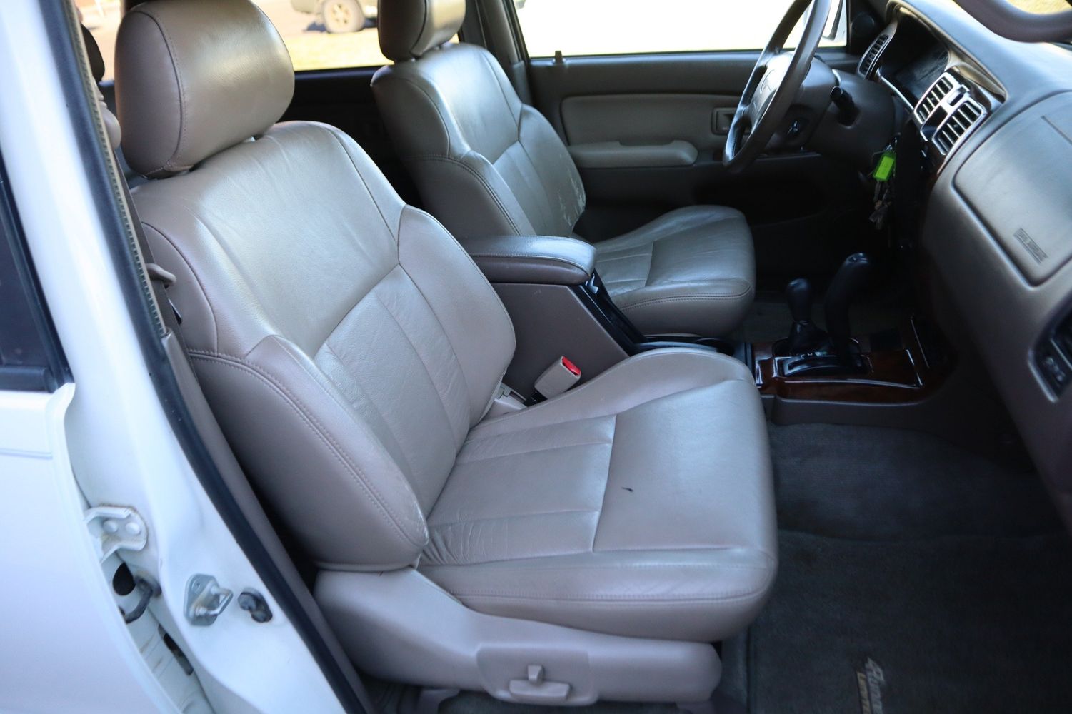 2000 Toyota 4Runner Limited | Victory Motors of Colorado