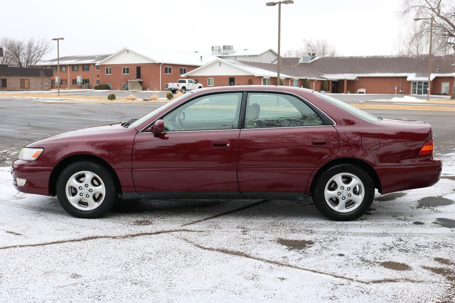 1997 Lexus ES 300 | Victory Motors of Colorado