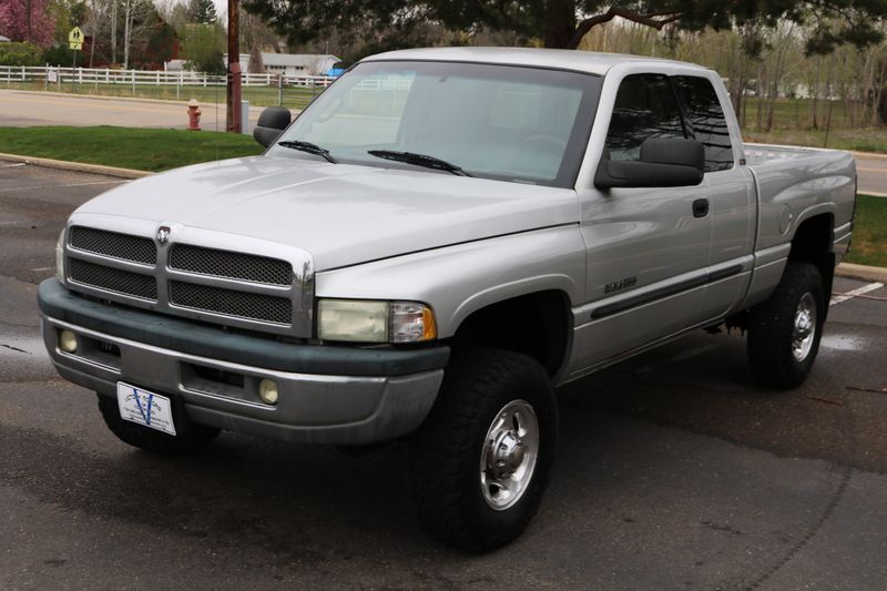 2002 Dodge Ram 2500 Photos