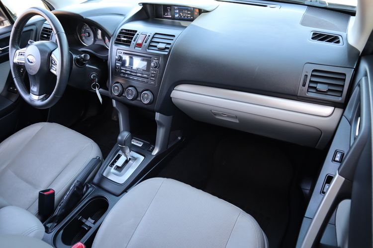 2015 Subaru Forester 2.5i Limited | Victory Motors of Colorado