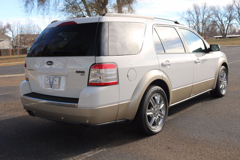 2008 Ford Taurus X Photos