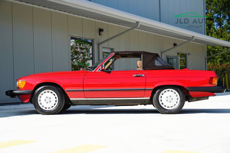 1986 MERCEDES-BENZ 560 SL CONVERTIBLE | JLD AUTO GROUP