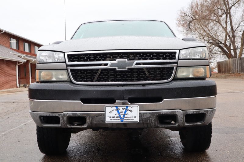 2006 Chevrolet Silverado 2500HD Photos