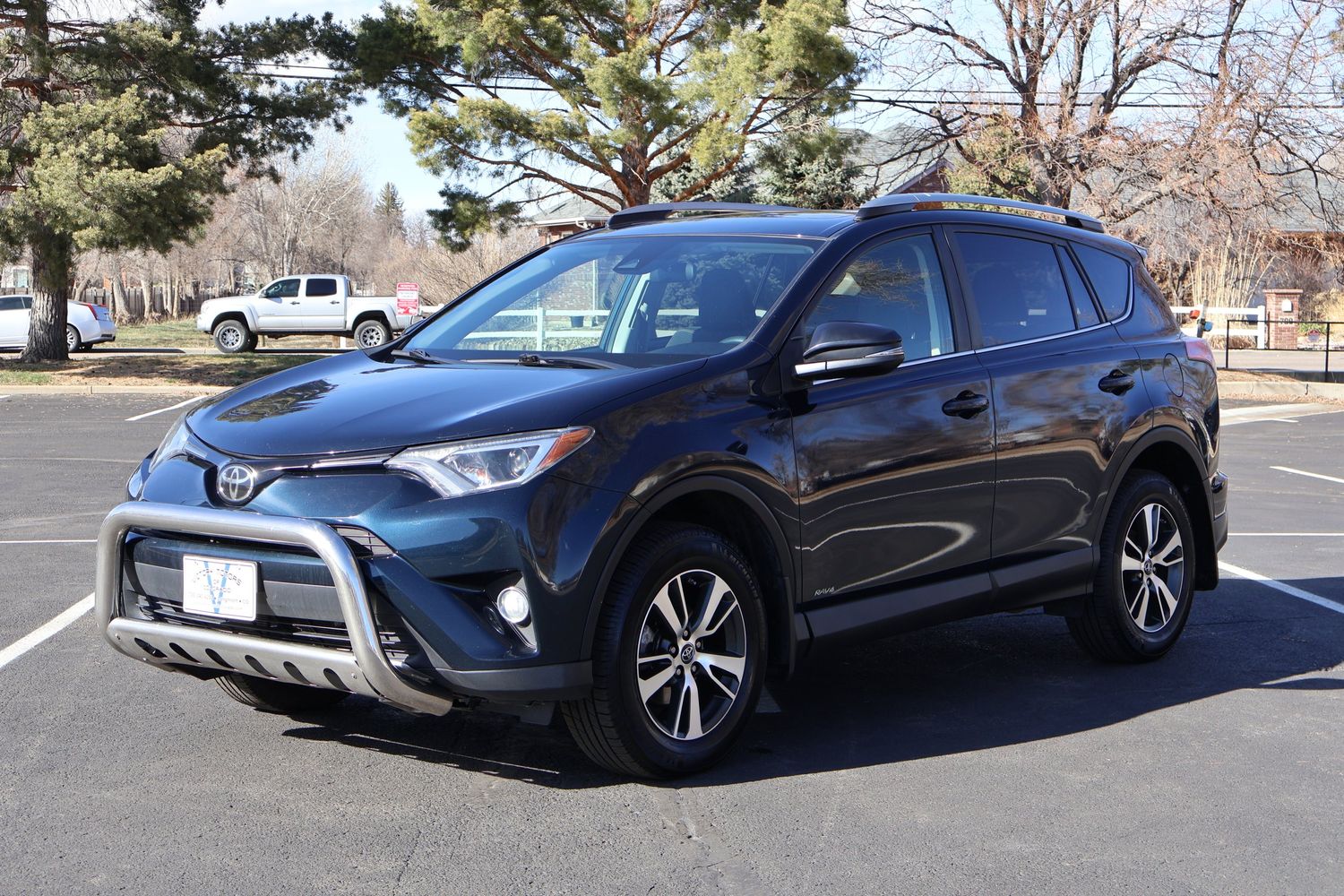 2017 Toyota RAV4 XLE | Victory Motors of Colorado