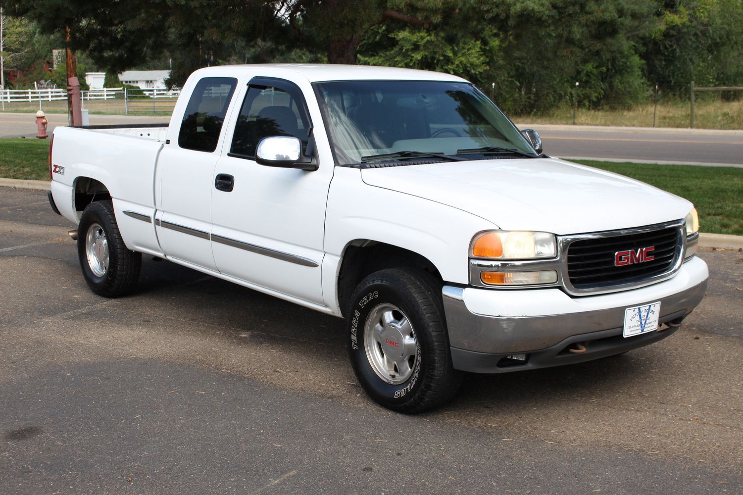 2000 GMC Sierra 1500 SL | Victory Motors of Colorado