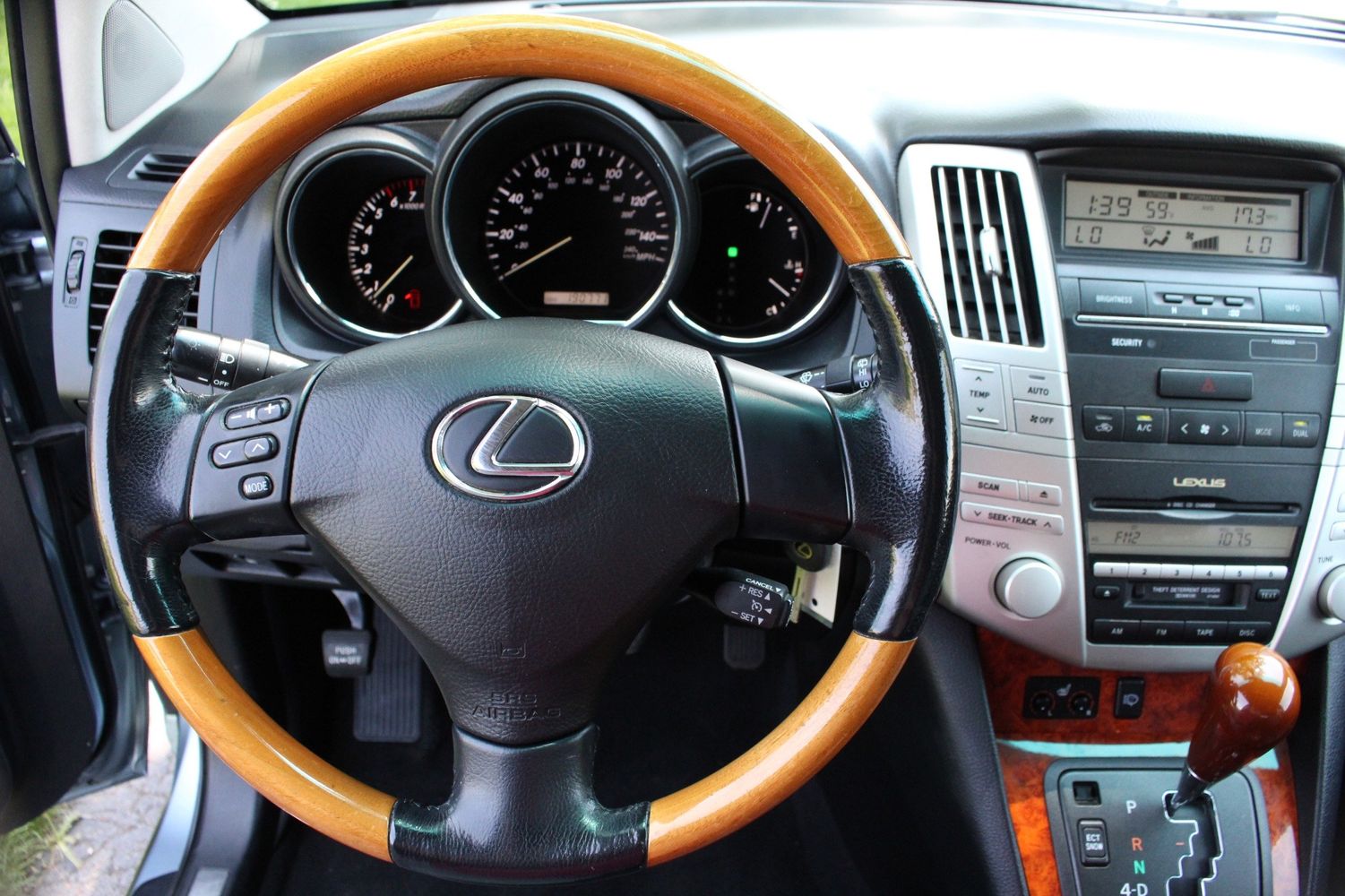 2006 Lexus RX 330 AWD | Victory Motors of Colorado