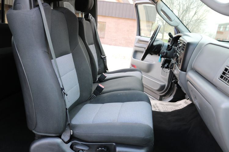 2003 Ford F-250 Super Duty XLT | Victory Motors of Colorado