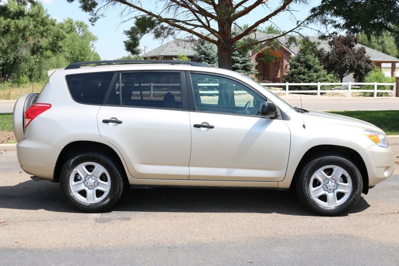 2006 Toyota RAV4 Photos