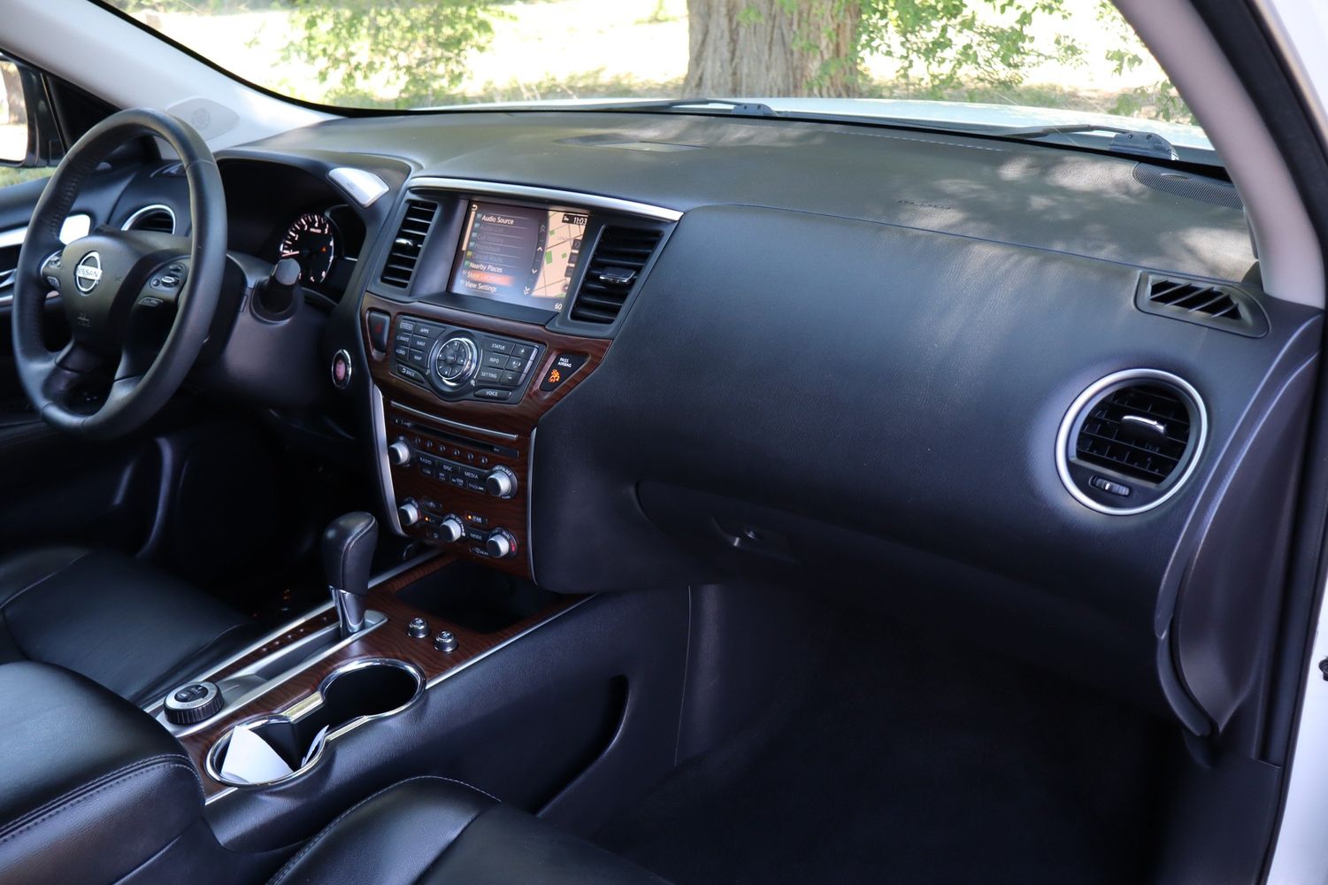 2017 Nissan Pathfinder Platinum | Victory Motors of Colorado