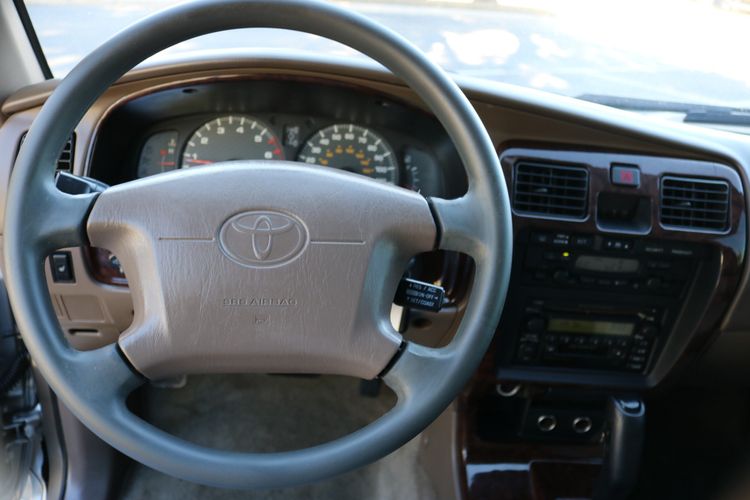 2001 Toyota 4Runner Limited | Victory Motors of Colorado