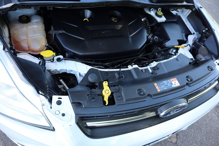 2016 Ford Escape SE | Victory Motors of Colorado