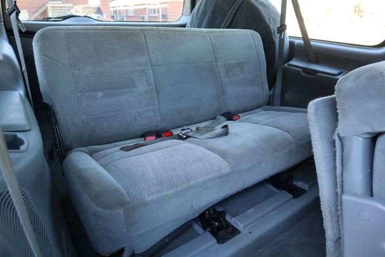 2004 Ford Excursion XLT | Victory Motors of Colorado