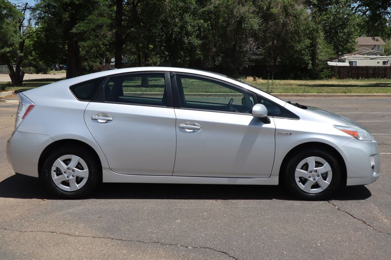 2011 Toyota Prius Photos
