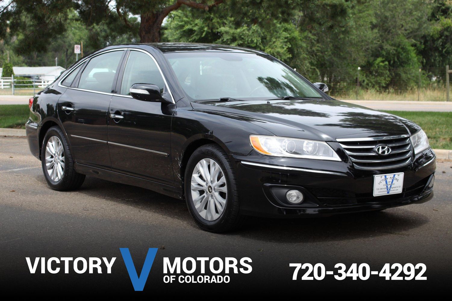 2011 Hyundai Azera Limited | Victory Motors of Colorado