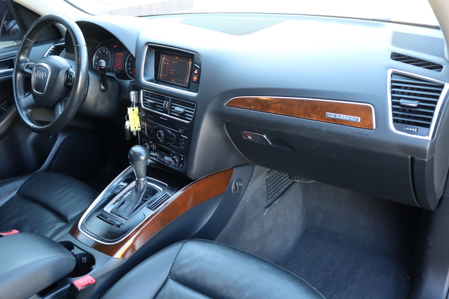 2011 Audi Q5 2.0T quattro Premium | Victory Motors of Colorado