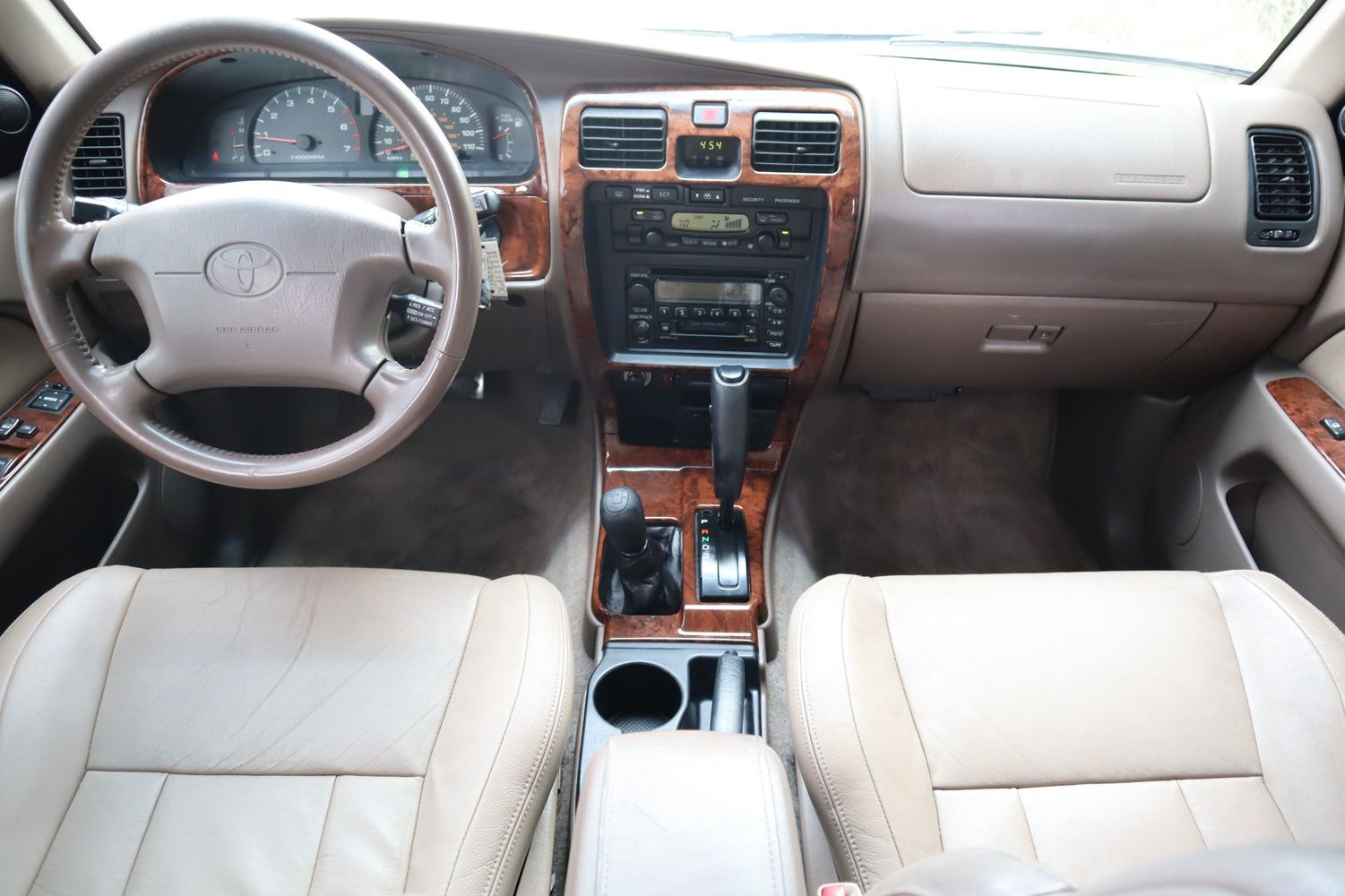 2000 Toyota 4Runner Limited | Victory Motors of Colorado