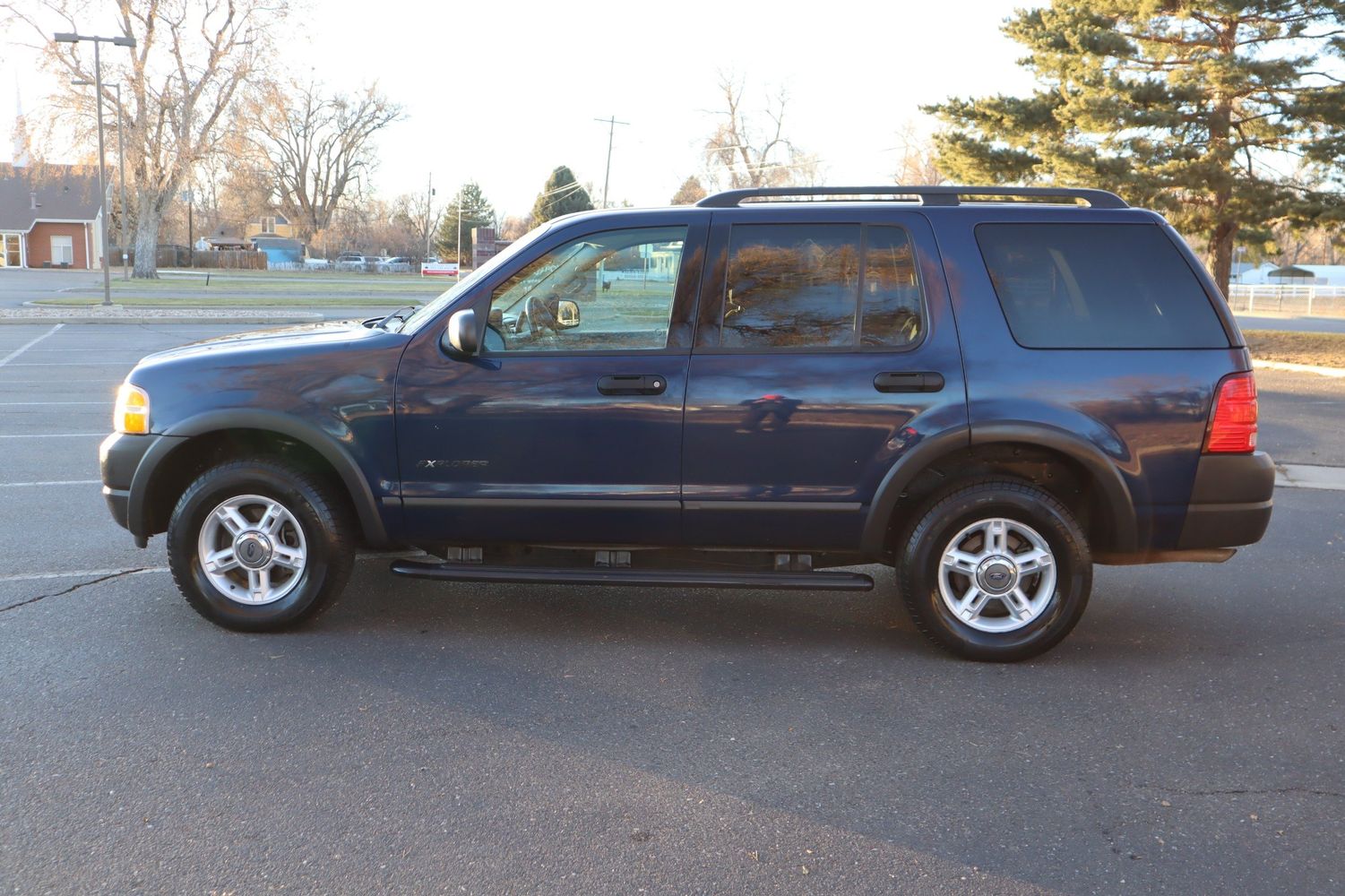 2004 Ford Explorer XLS | Victory Motors of Colorado
