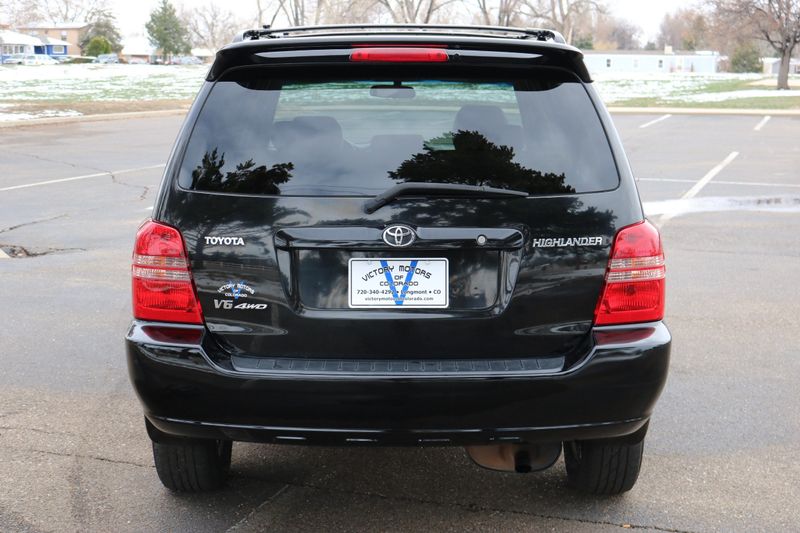 2003 Toyota Highlander Photos