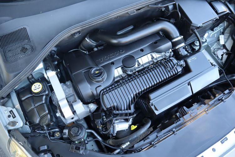 2013 Volvo S60 T5 | Victory Motors of Colorado