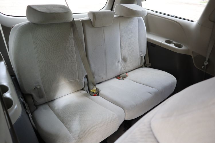 2012 Toyota Sienna LE 8-Passenger | Victory Motors of Colorado