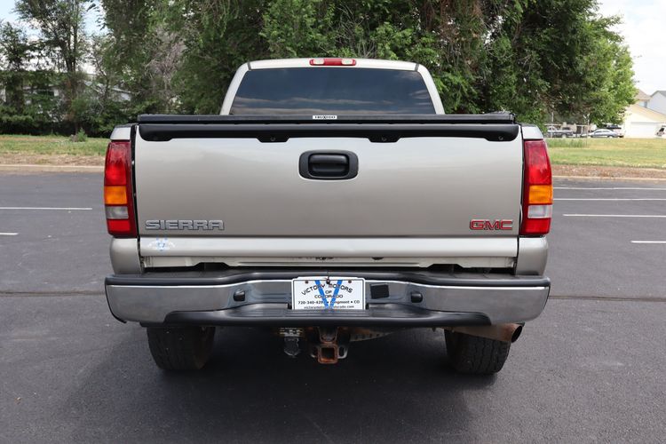 2002 GMC Sierra 2500HD SLT | Victory Motors of Colorado