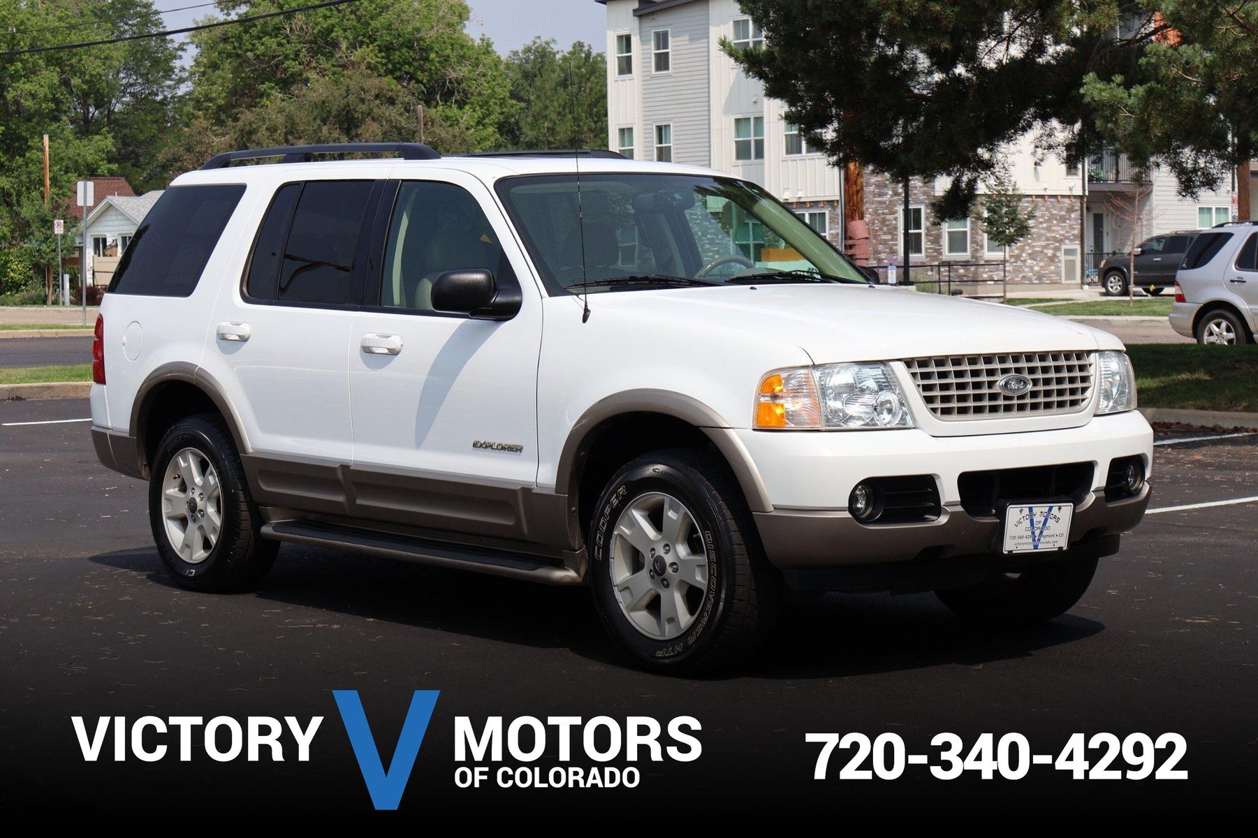 2004 Ford Explorer Eddie Bauer | Victory Motors of Colorado