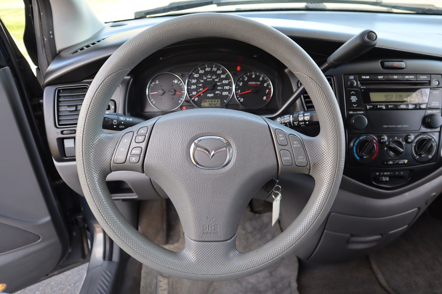 2006 Mazda MPV LX | Victory Motors of Colorado