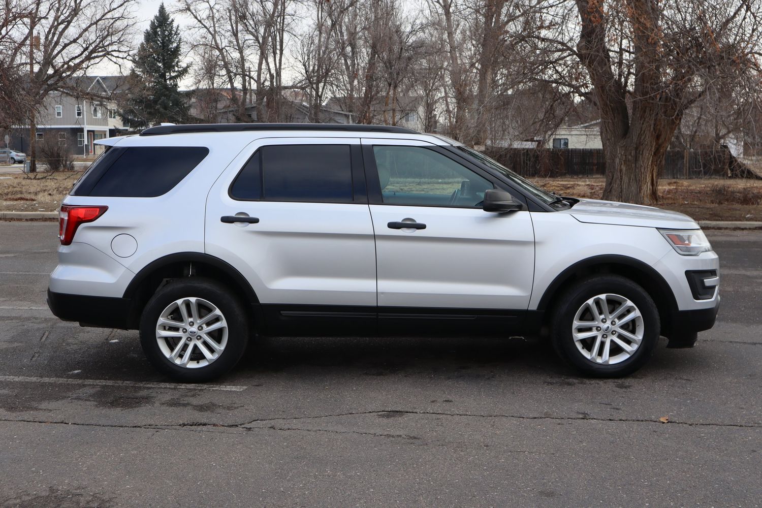 2017 Ford Explorer Base | Victory Motors of Colorado