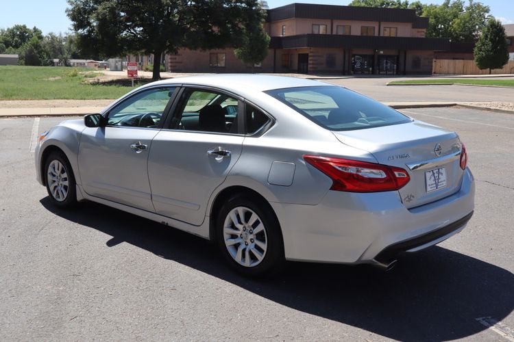 2016 Nissan Altima 2.5 | Victory Motors of Colorado