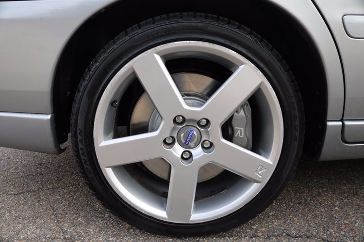 2007 Volvo S60 R | Victory Motors of Colorado