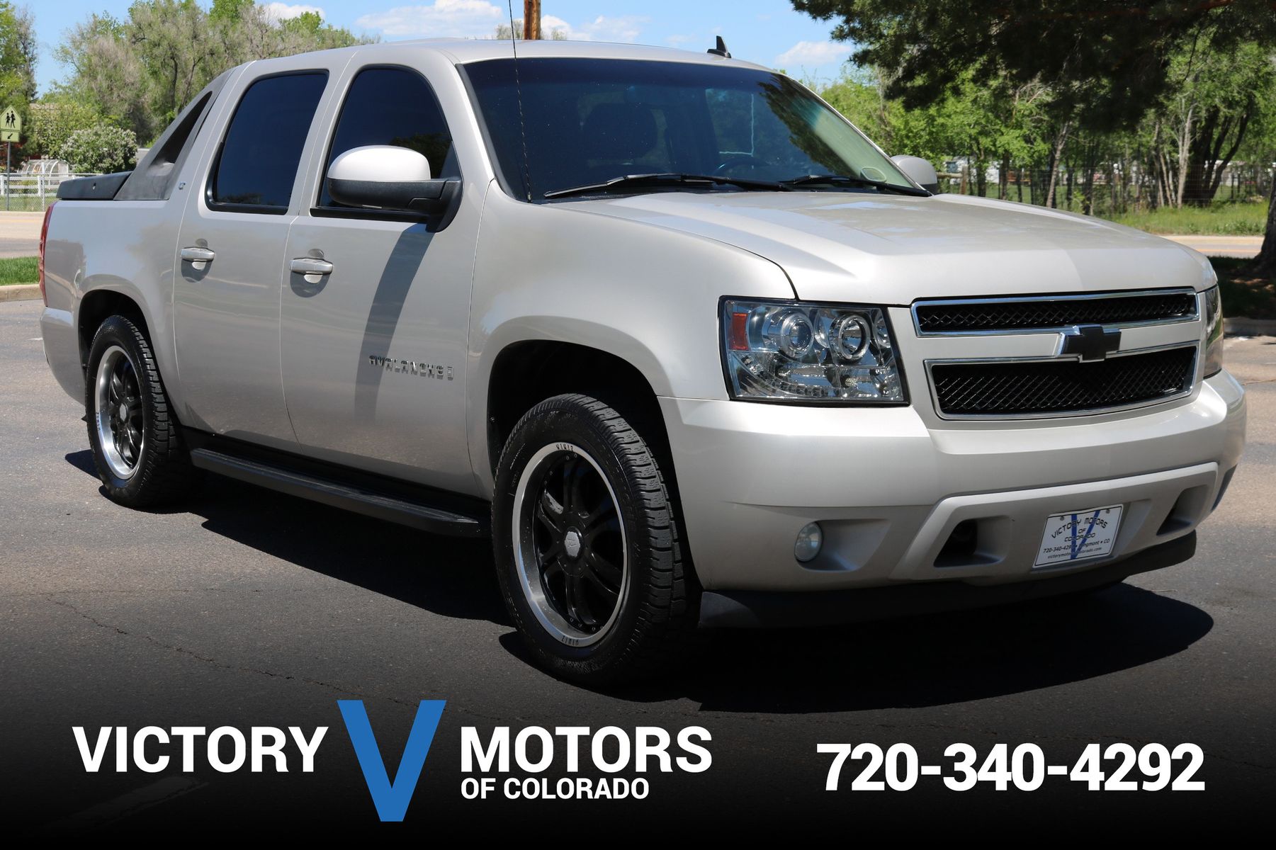 2007 Chevrolet Avalanche LTZ | Victory Motors of Colorado