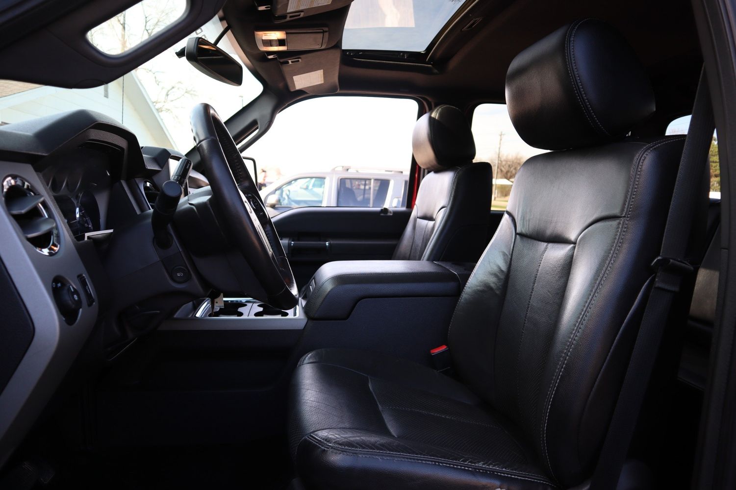 2016 Ford F-350 Super Duty Lariat | Victory Motors of Colorado